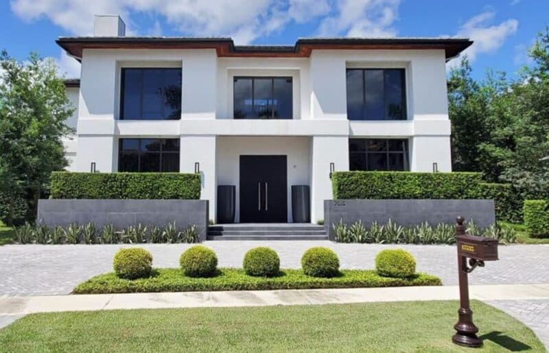 Paint Types for House Exteriors: Your Ultimate Homeowner’s Guide ...